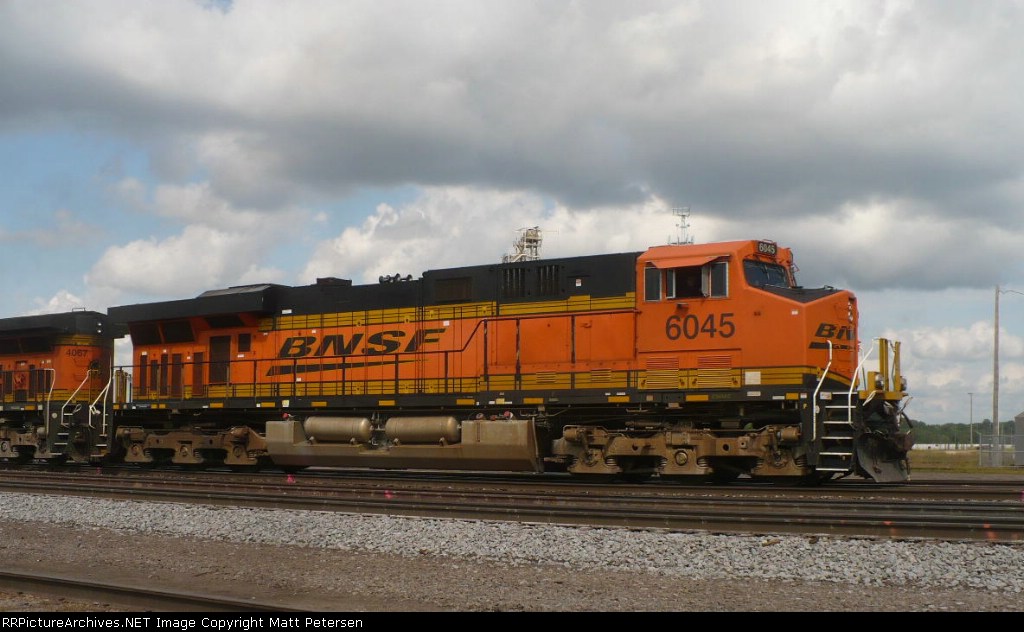 BNSF 6045